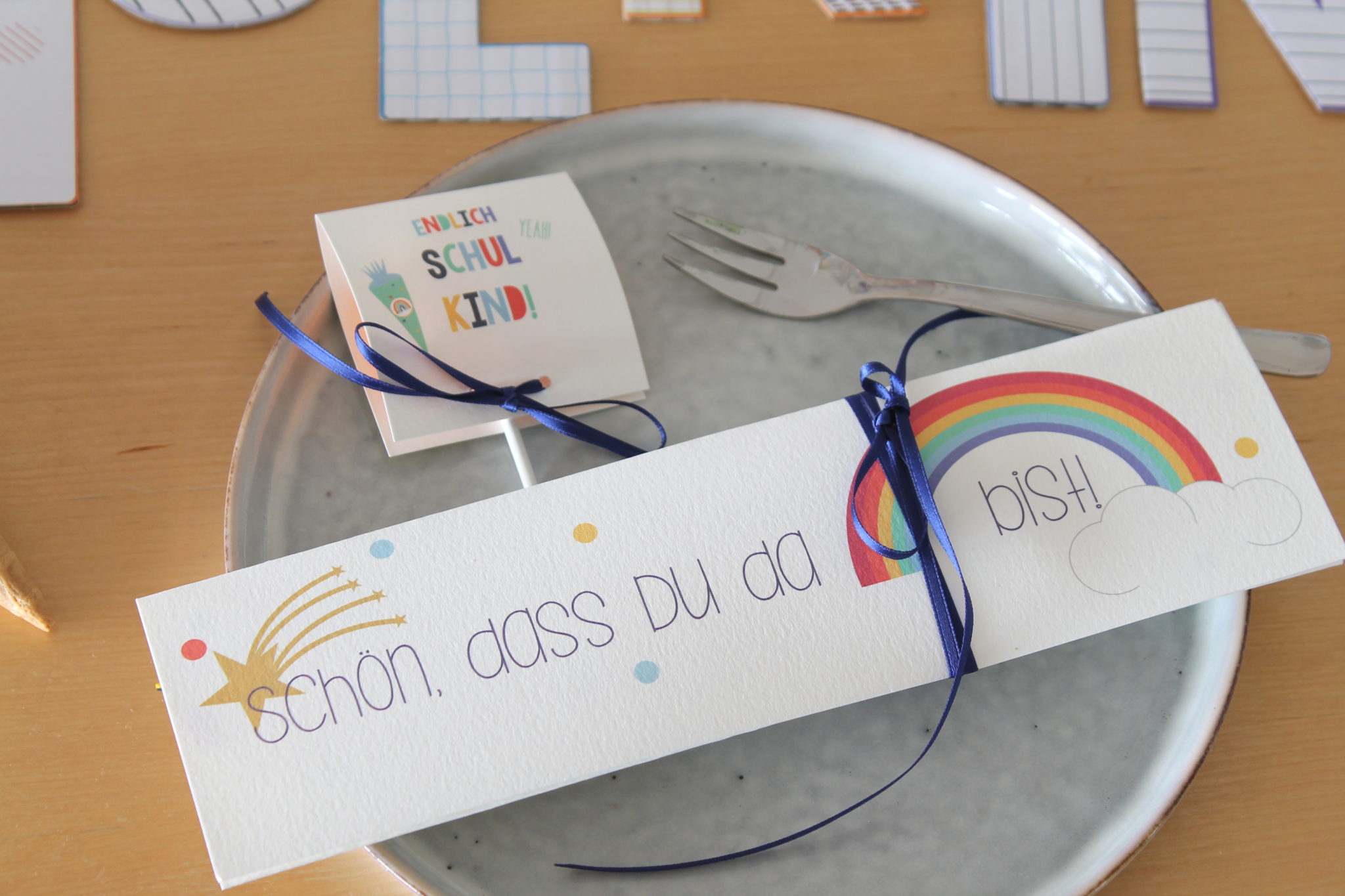 Kleine persönliche Abschiedsgeschenke und eine Tischdeko zur Einschulung - Jules kleine Freuden