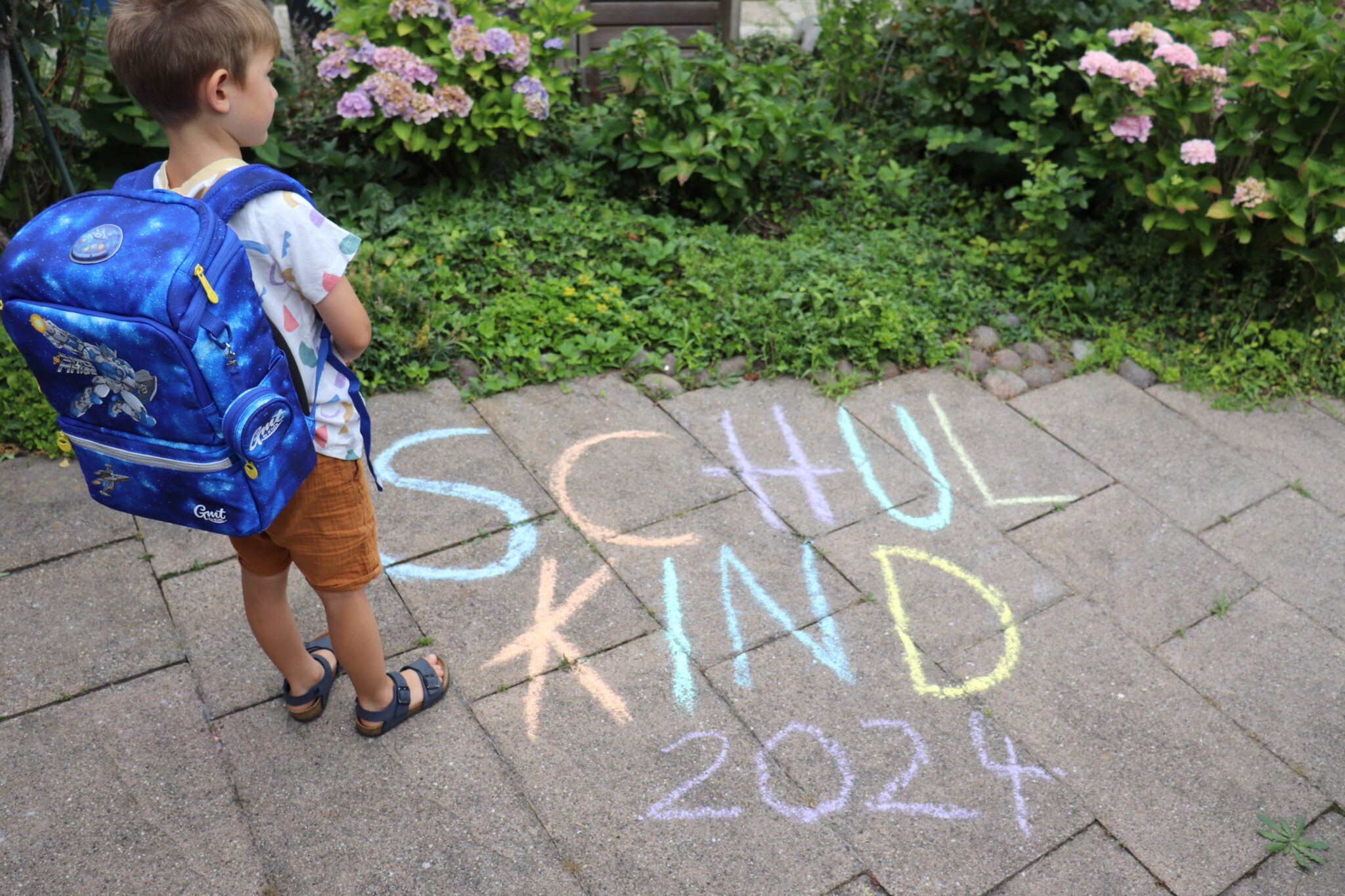 Die 2. Einschulung auf die leichte Schulter nehmen? - Jules kleine Freuden