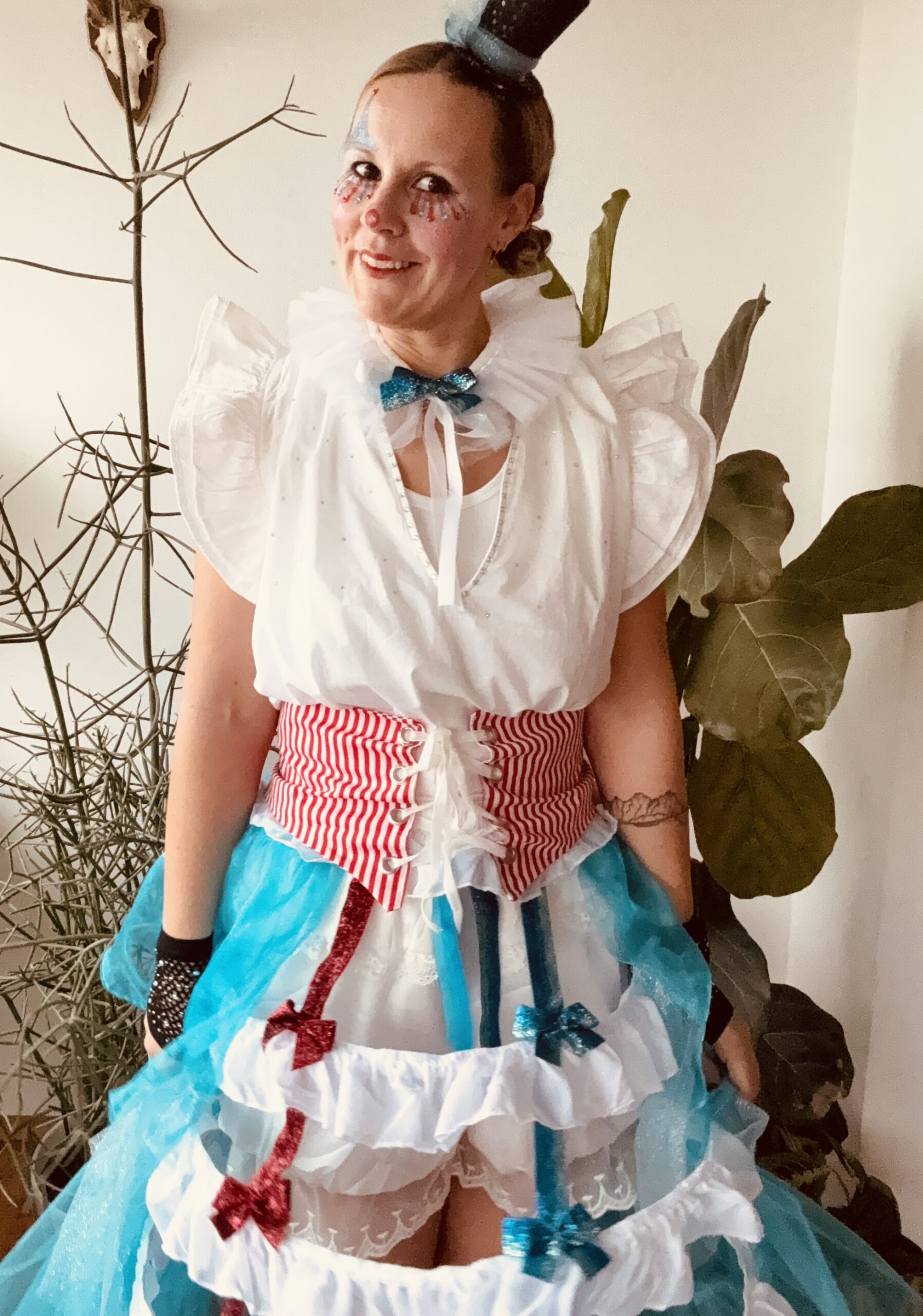 DIY Kostümidee für einen Burlesque Clown - Jules kleine Freuden
